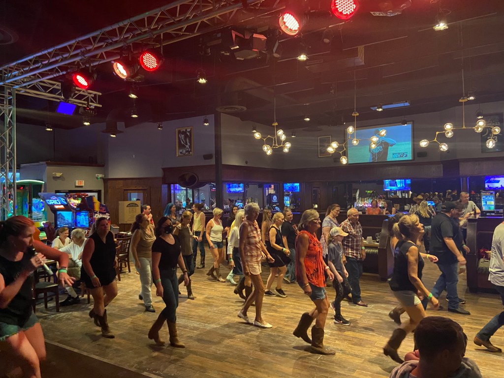 Tuesdays at TLKB – LineDance4You